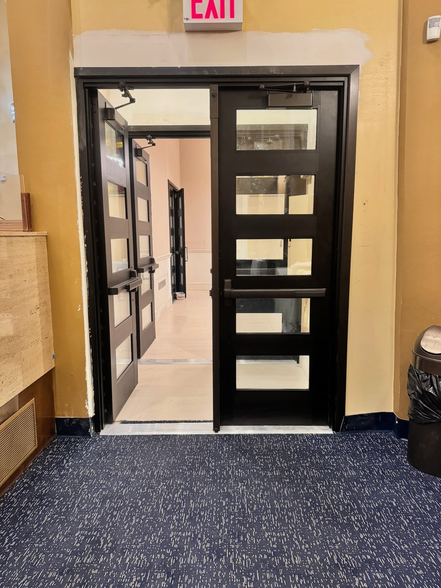 Swinging Door Repair NYC | Golden Key Locksmith NYC